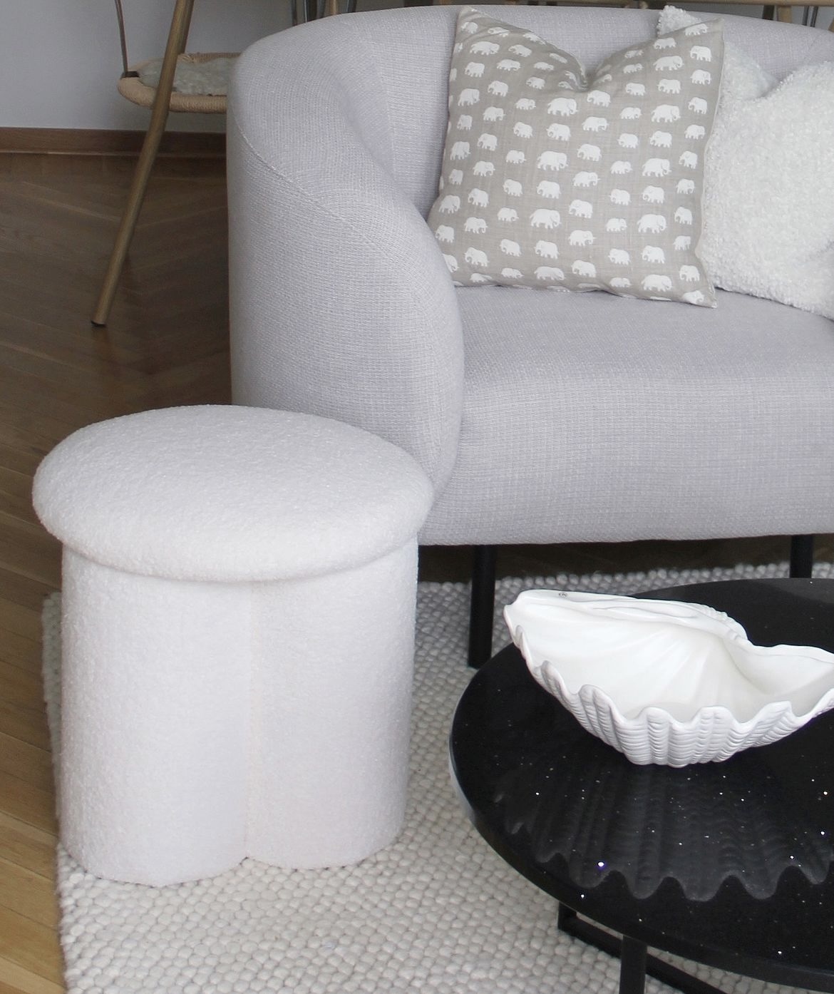 Armchair LOEN Fabric Black/ White | Beliani.co.uk