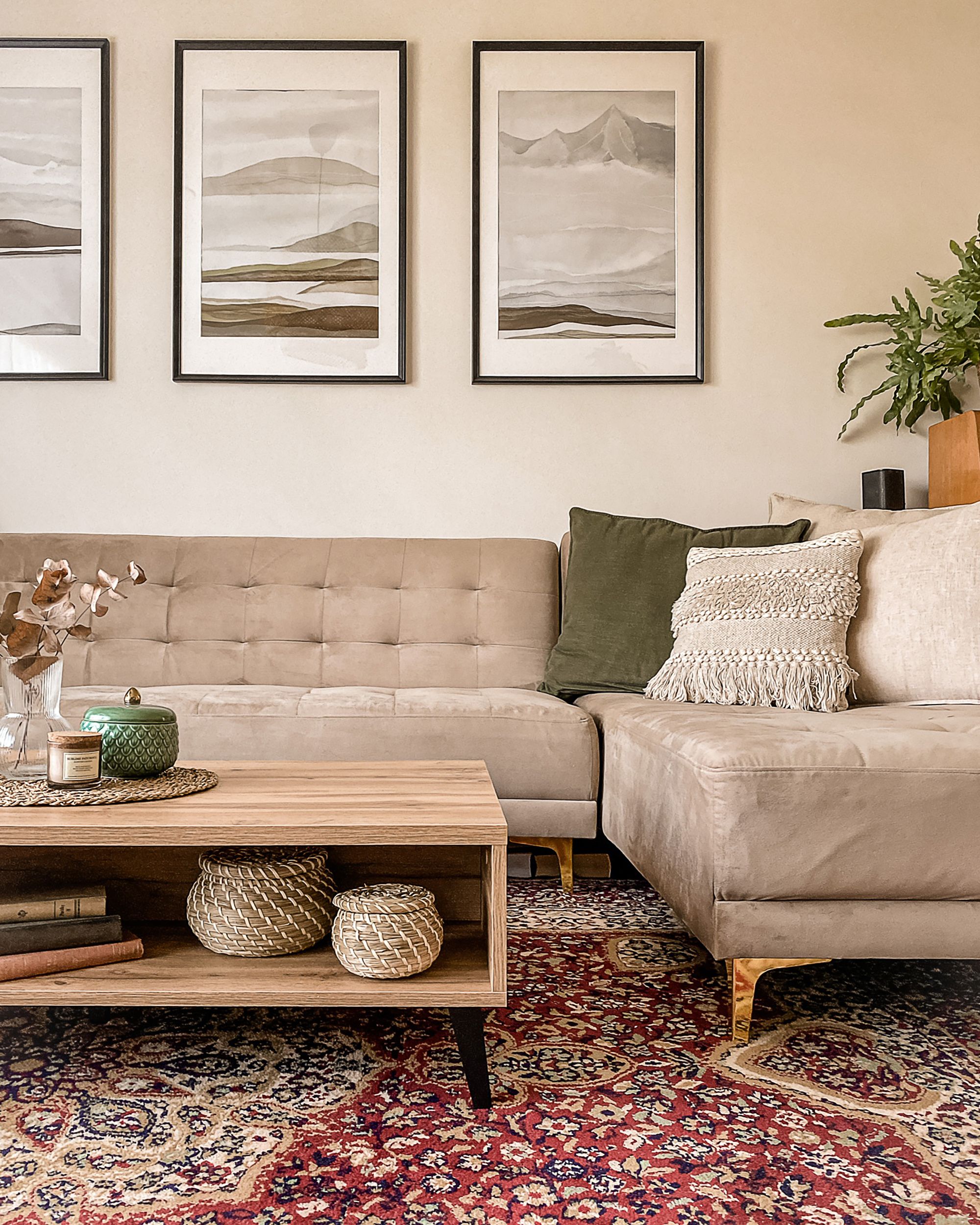 Left Hand Velvet Corner Sofa Sand Beige ABERDEEN | Beliani.co.uk