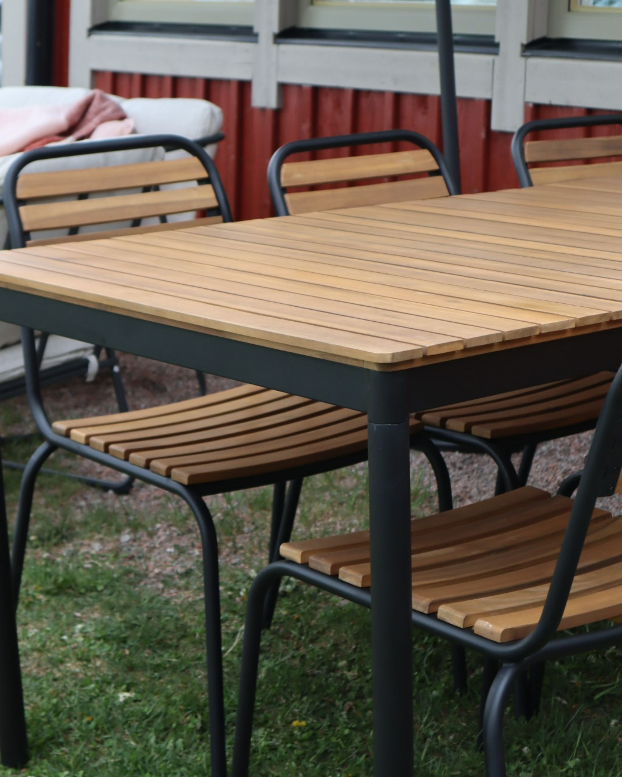 Garden Dining Table VALLESE 180 cm 90 cm Acacia Wood Brown | Beliani.co.uk