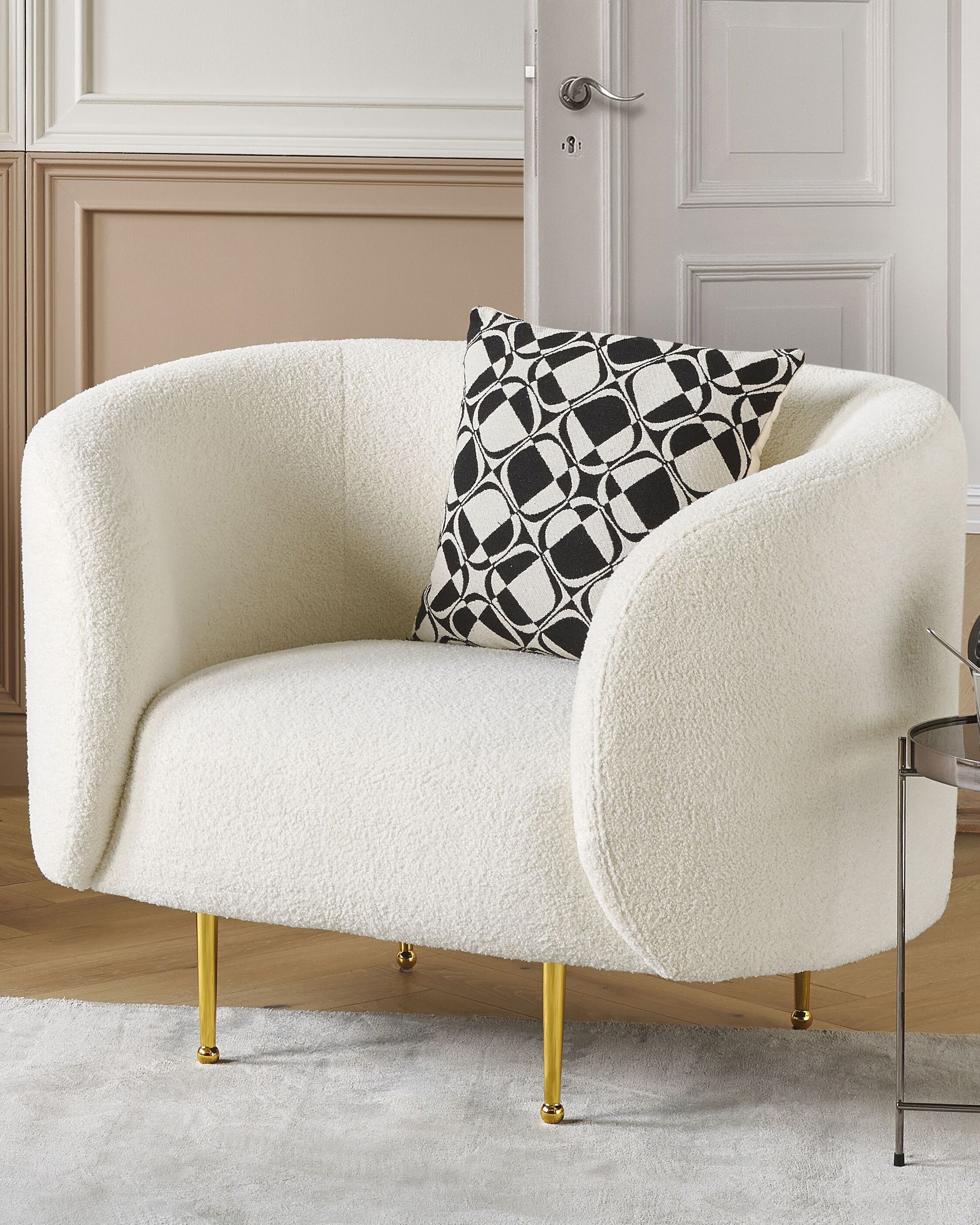 Armchair LOEN Boucle White | Beliani.co.uk