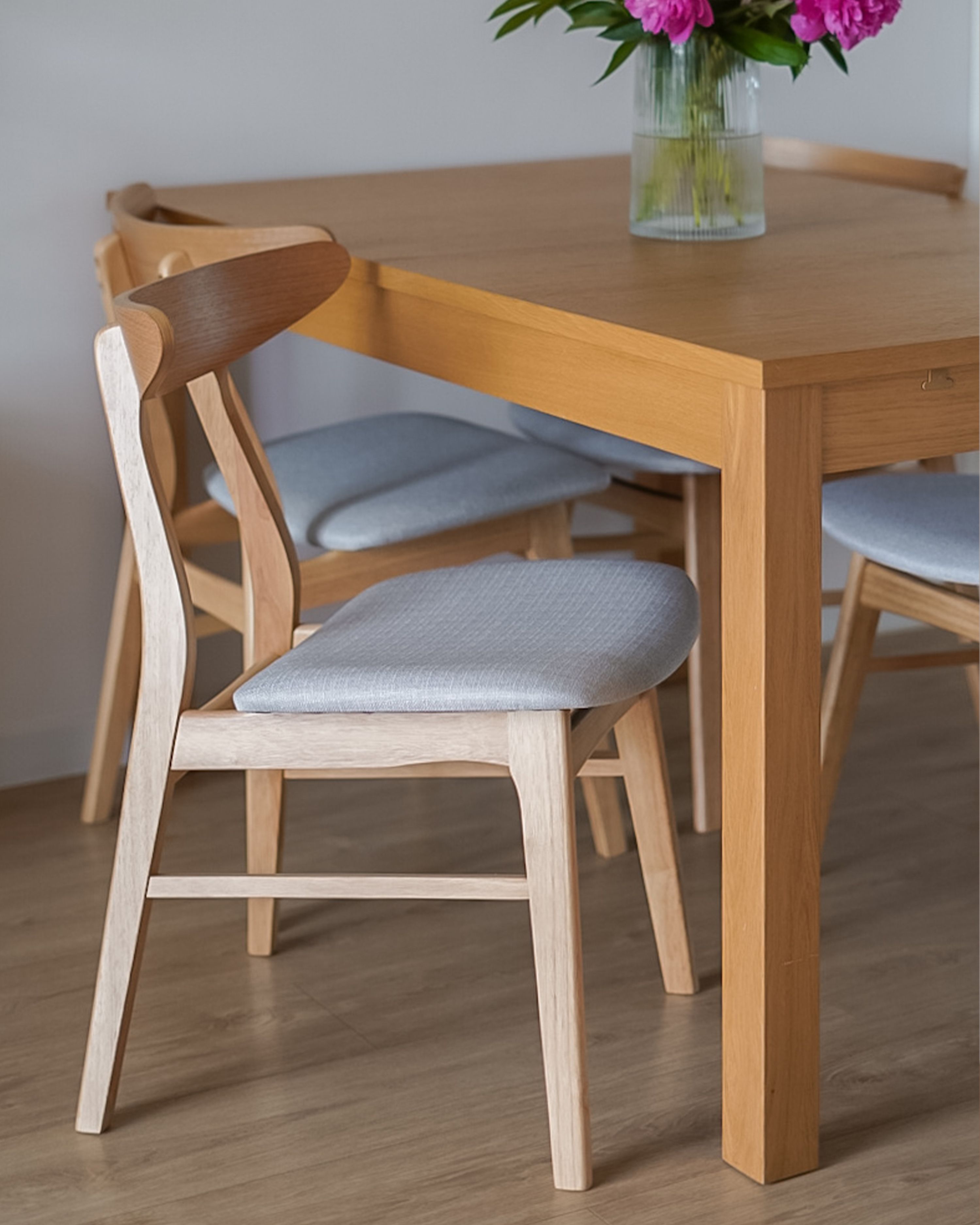 Set of 2 Dining Chairs LYNN Wood Light Brown/ Grey | Beliani.co.uk