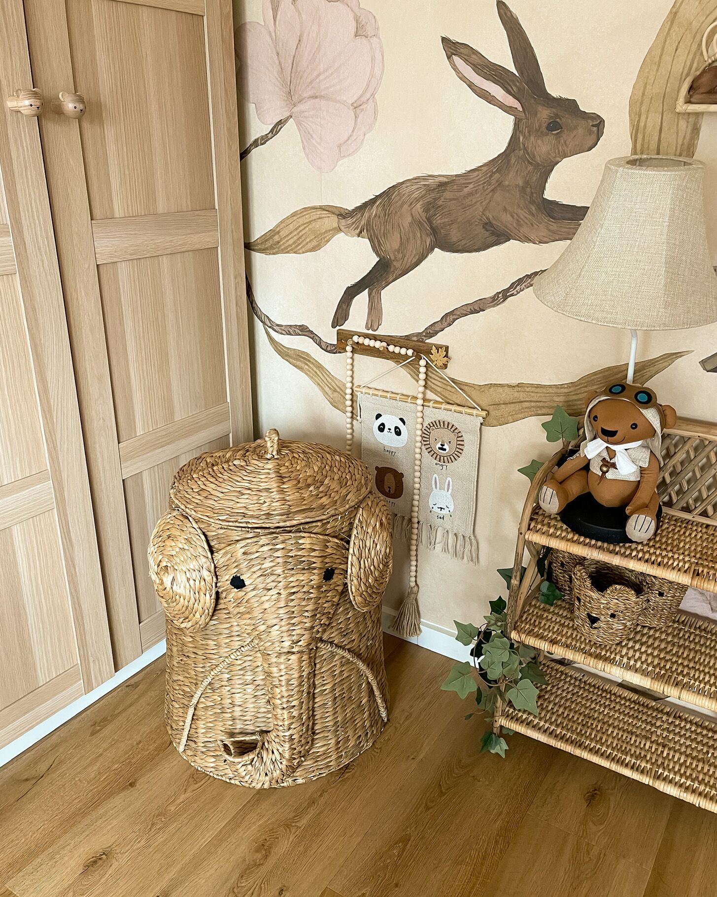 Kids Basket Elephant DOGON Wicker Natural | Beliani.co.uk