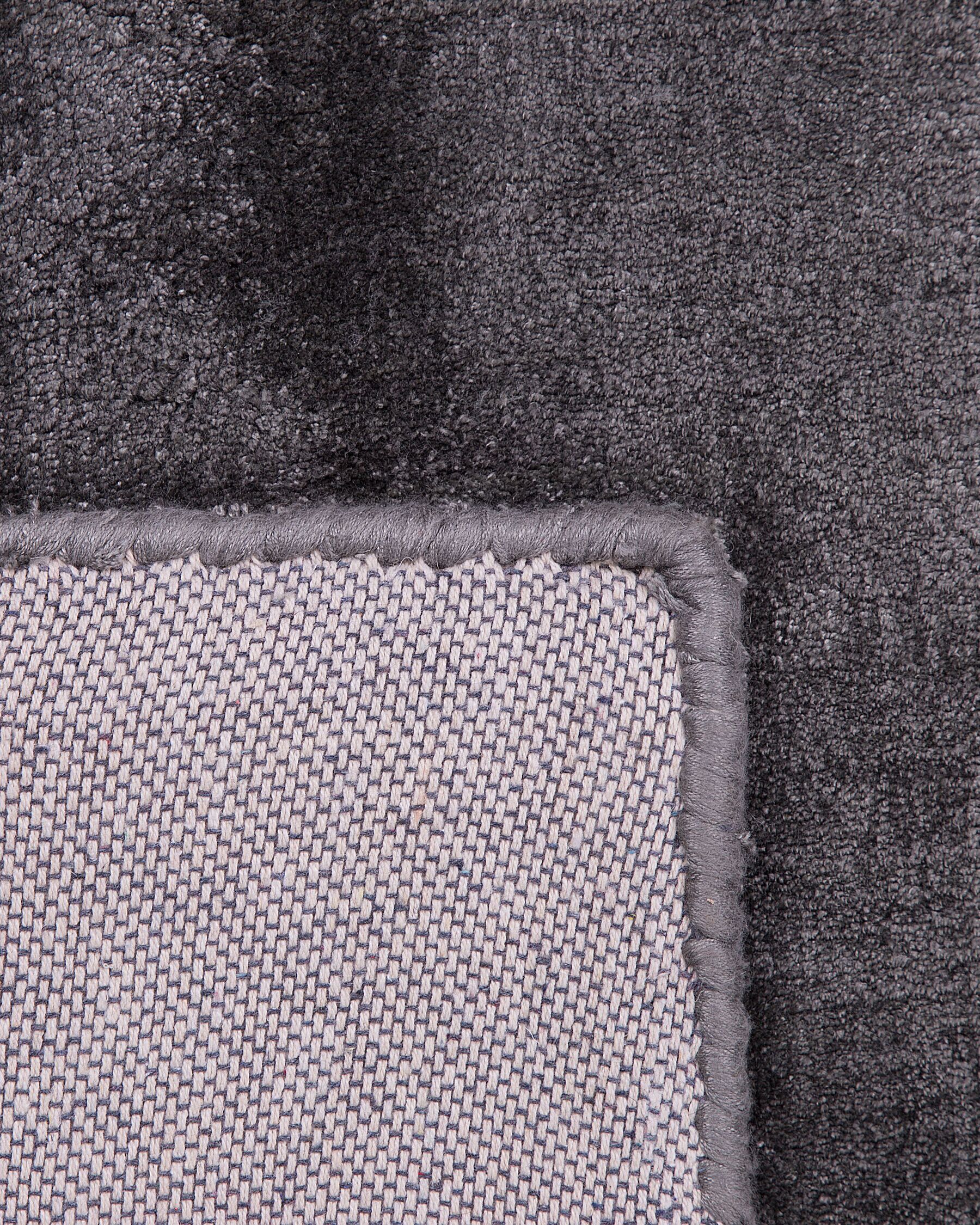 Viscose Area Rug 140 x 200 cm Dark Grey GESI II | Beliani.co.uk