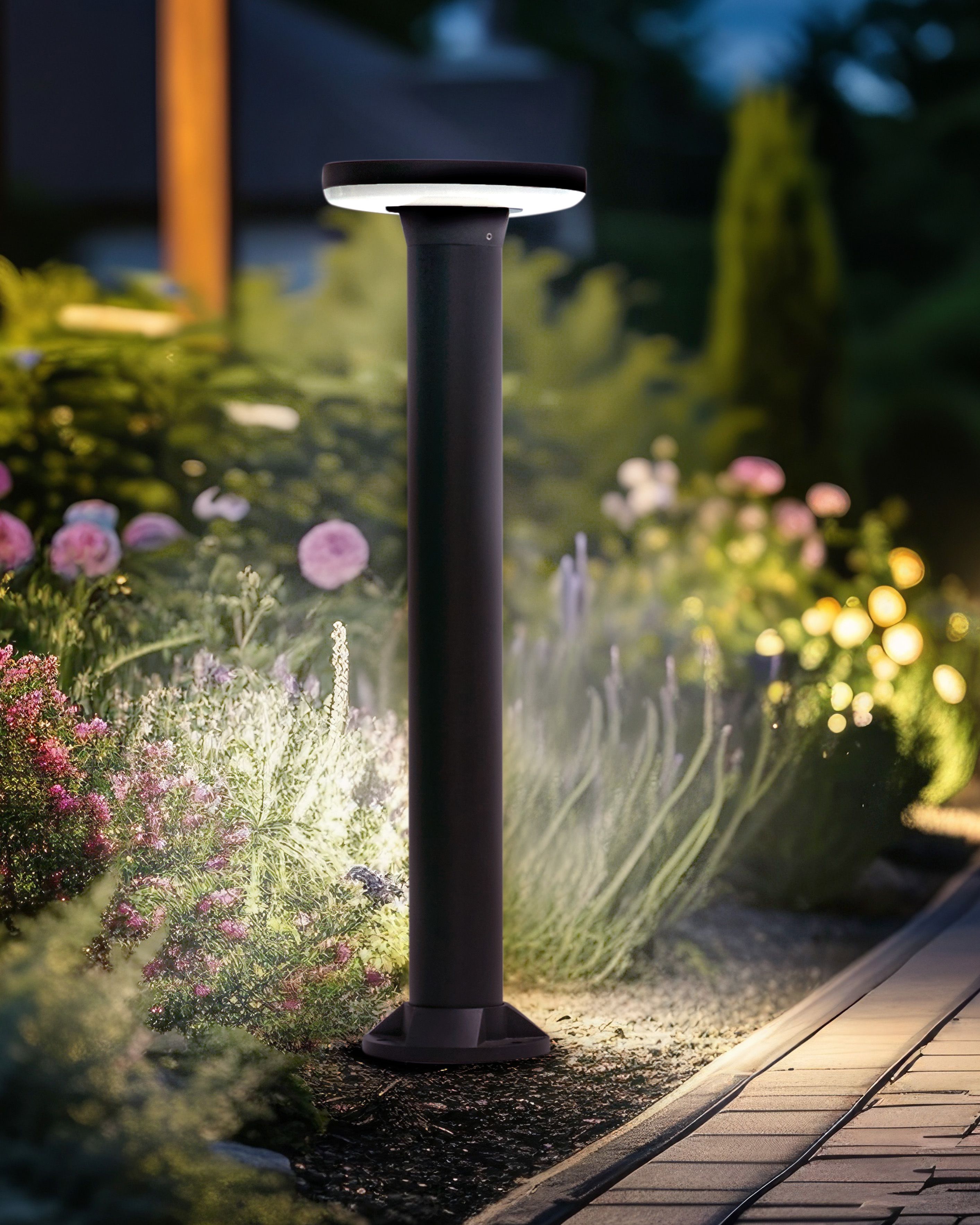Solar Outdoor LED Bollard Lamp TARKIO Black | Beliani.co.uk