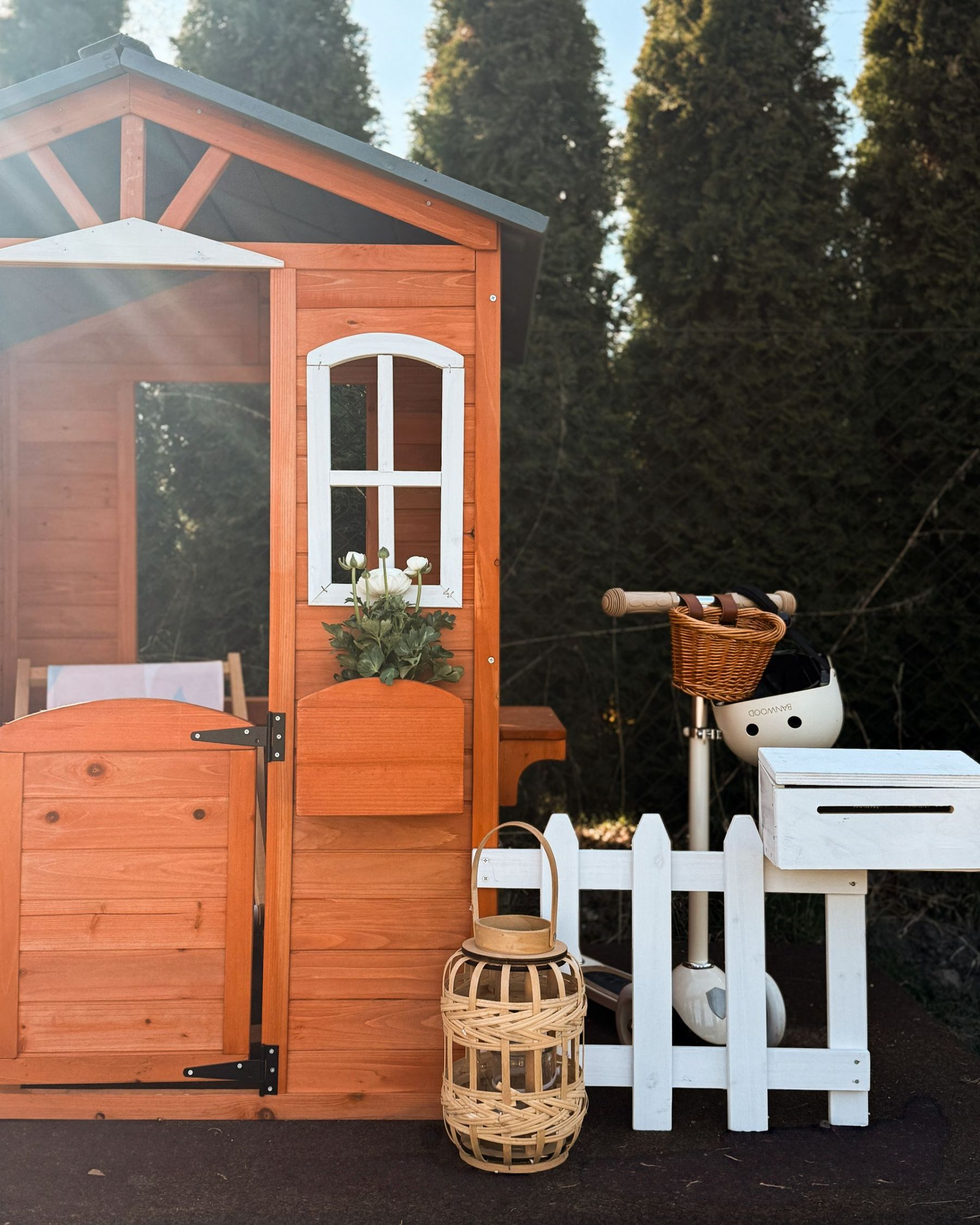 Casetta da giardino AMPELIKO Legno di abete Marrone | Beliani.it