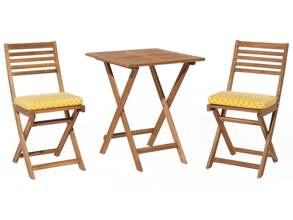 Bistro Set mit Kissen FIJI Holz Heller Holzfarbton Beliani