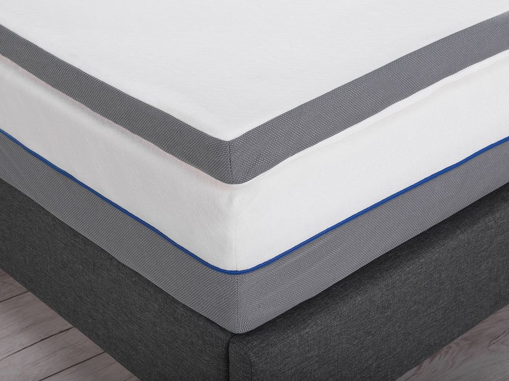 EU Single Size Memory Foam Mattress Topper COMFY Beliani