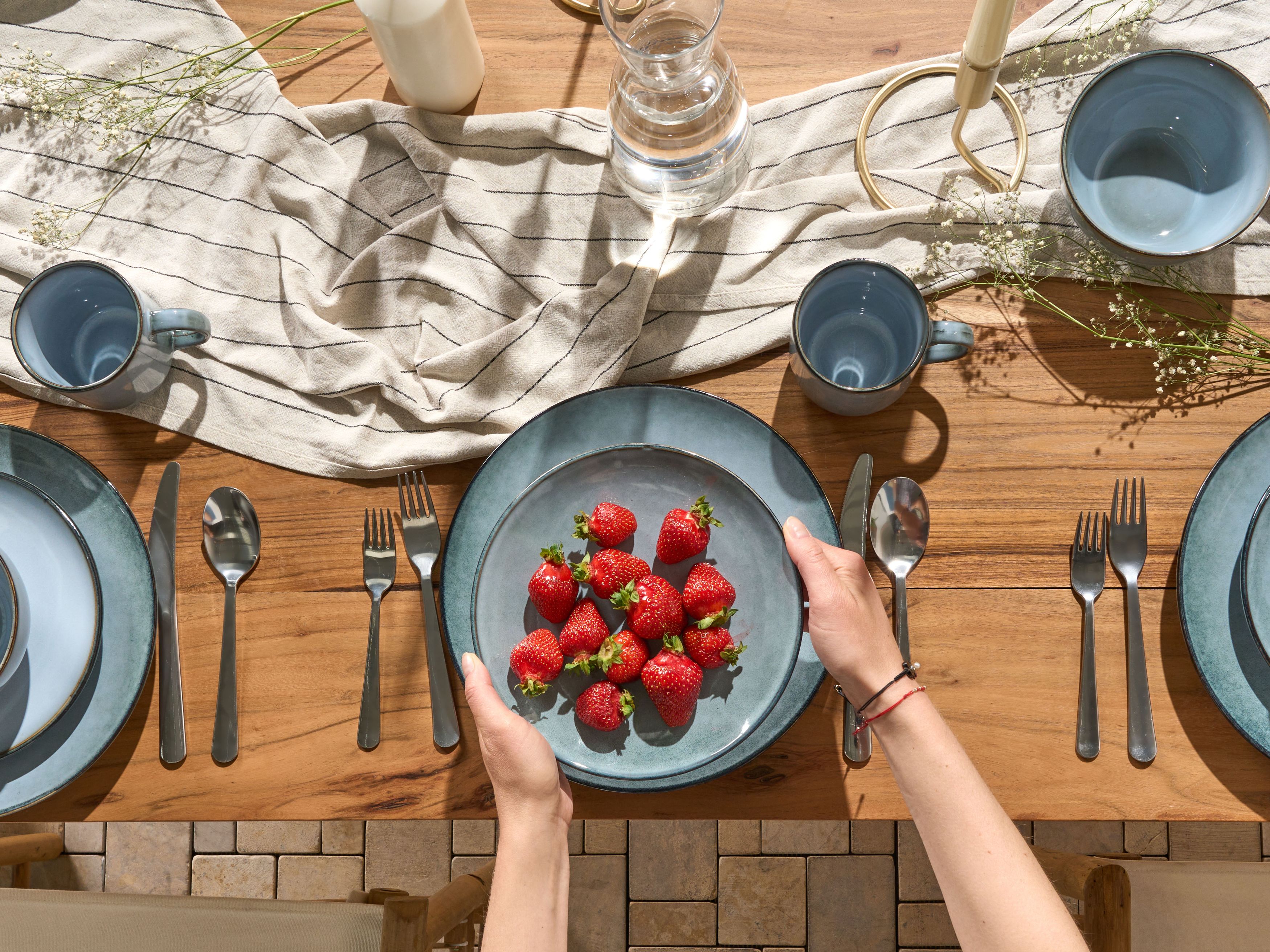 Set of 16 Dinnerware JUNIPER Stoneware Light Blue | Beliani.co.uk