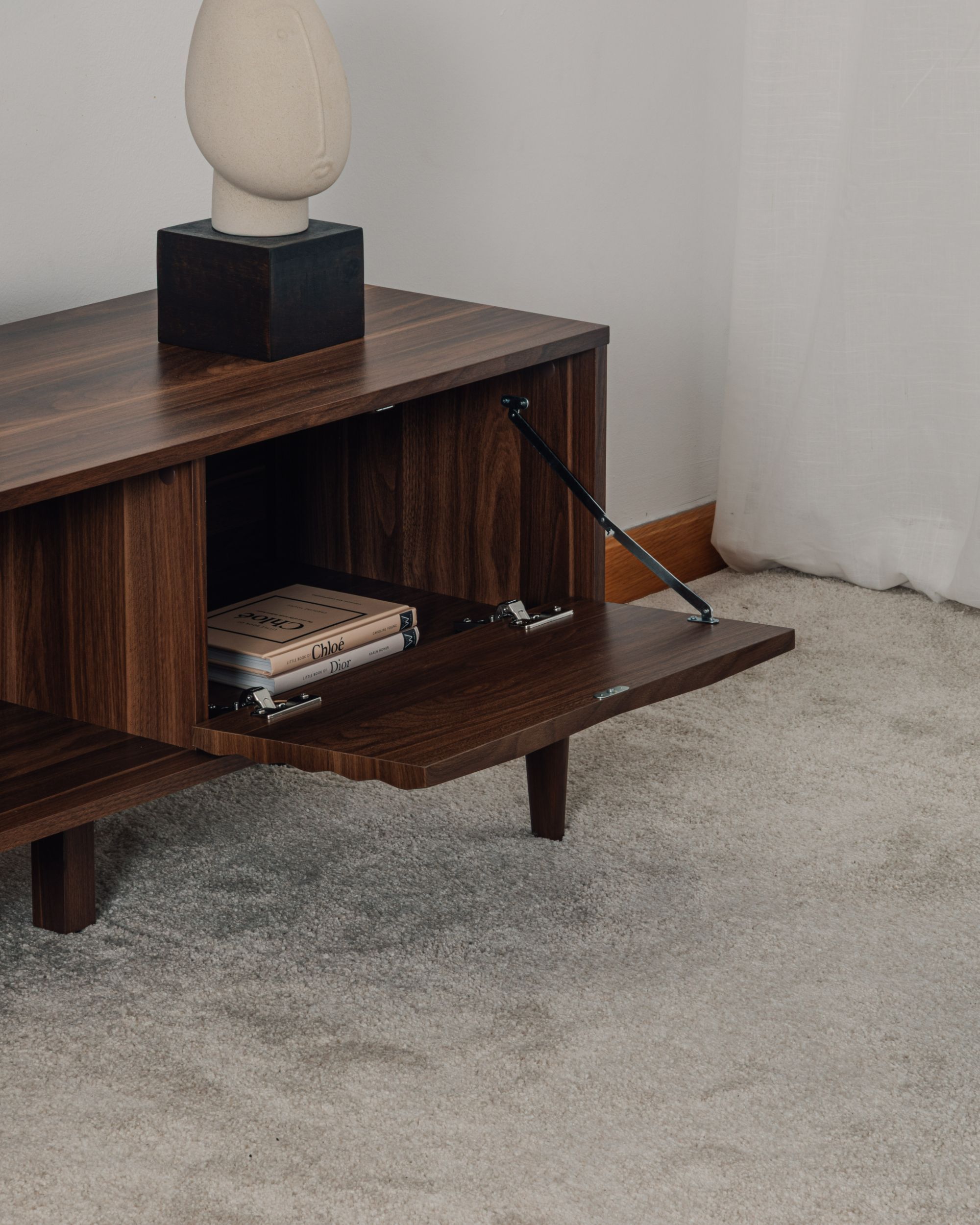 TV Stand KAYAN Dark Brown | Beliani.co.uk