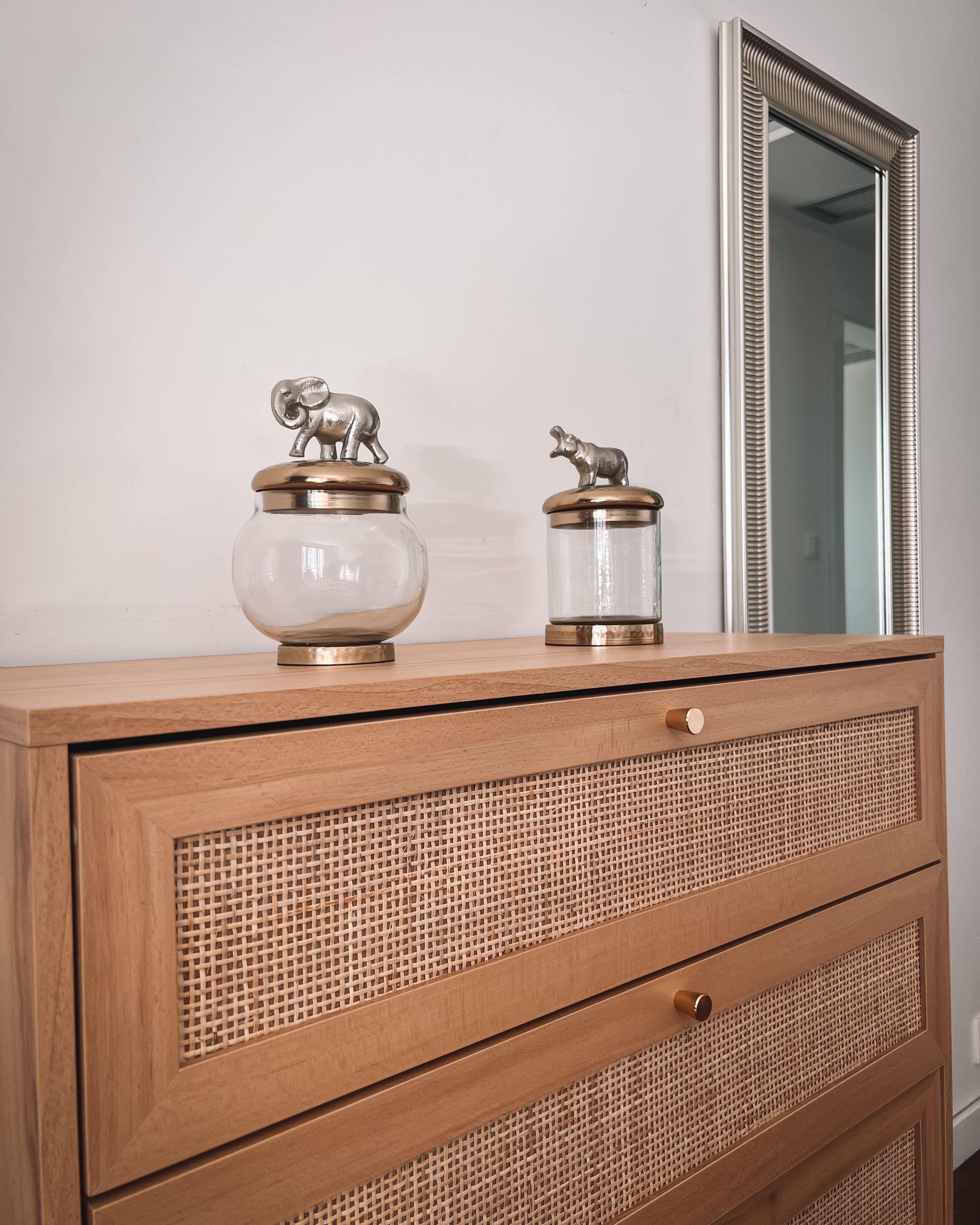 Kommode Rattan hellbraun mit 4 Schubladen PEROTE | Beliani.de