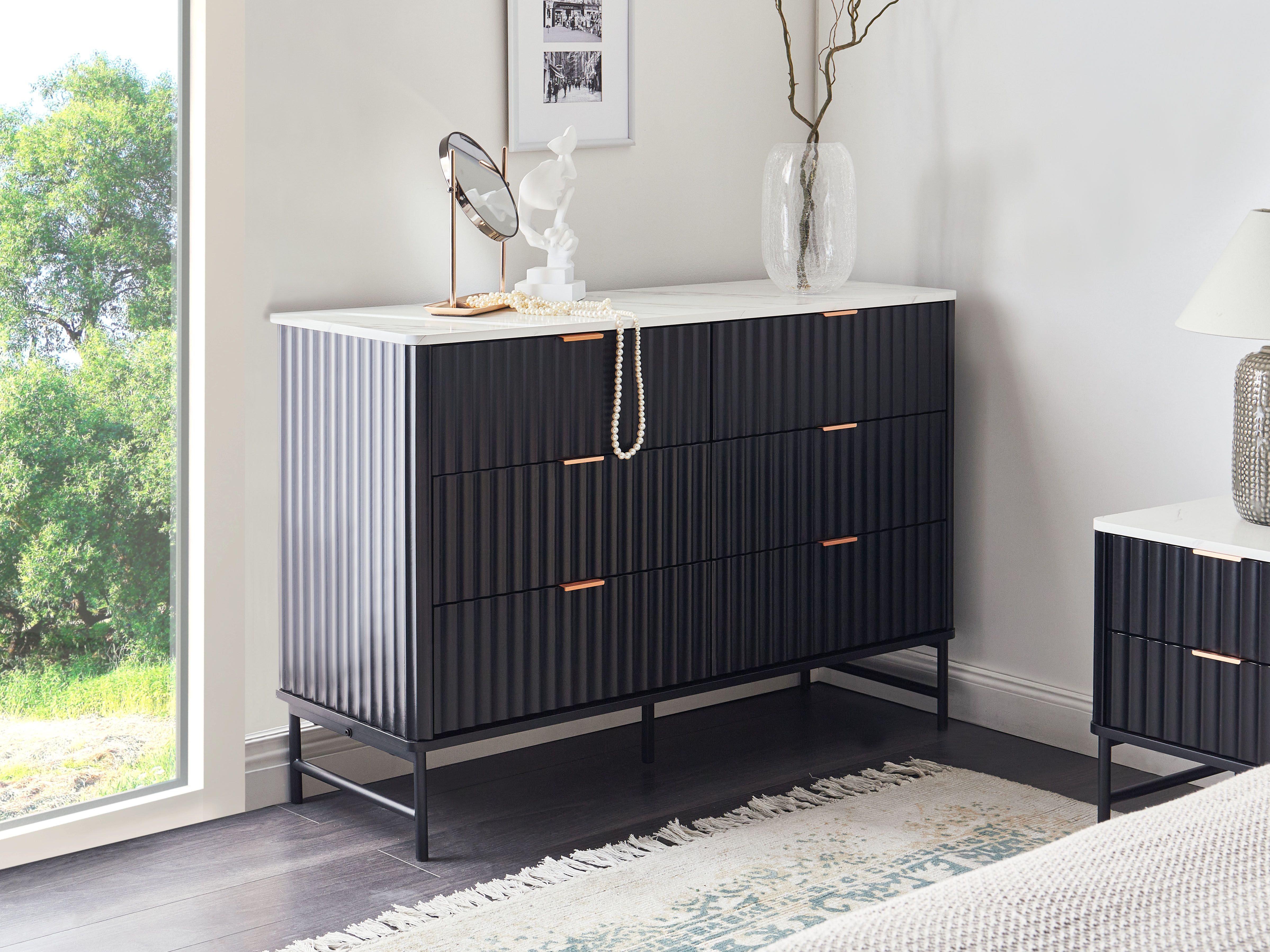 Kommode mit 6 Schubladen GLASTONBURY Marmor Optik / Schwarz | Beliani.at