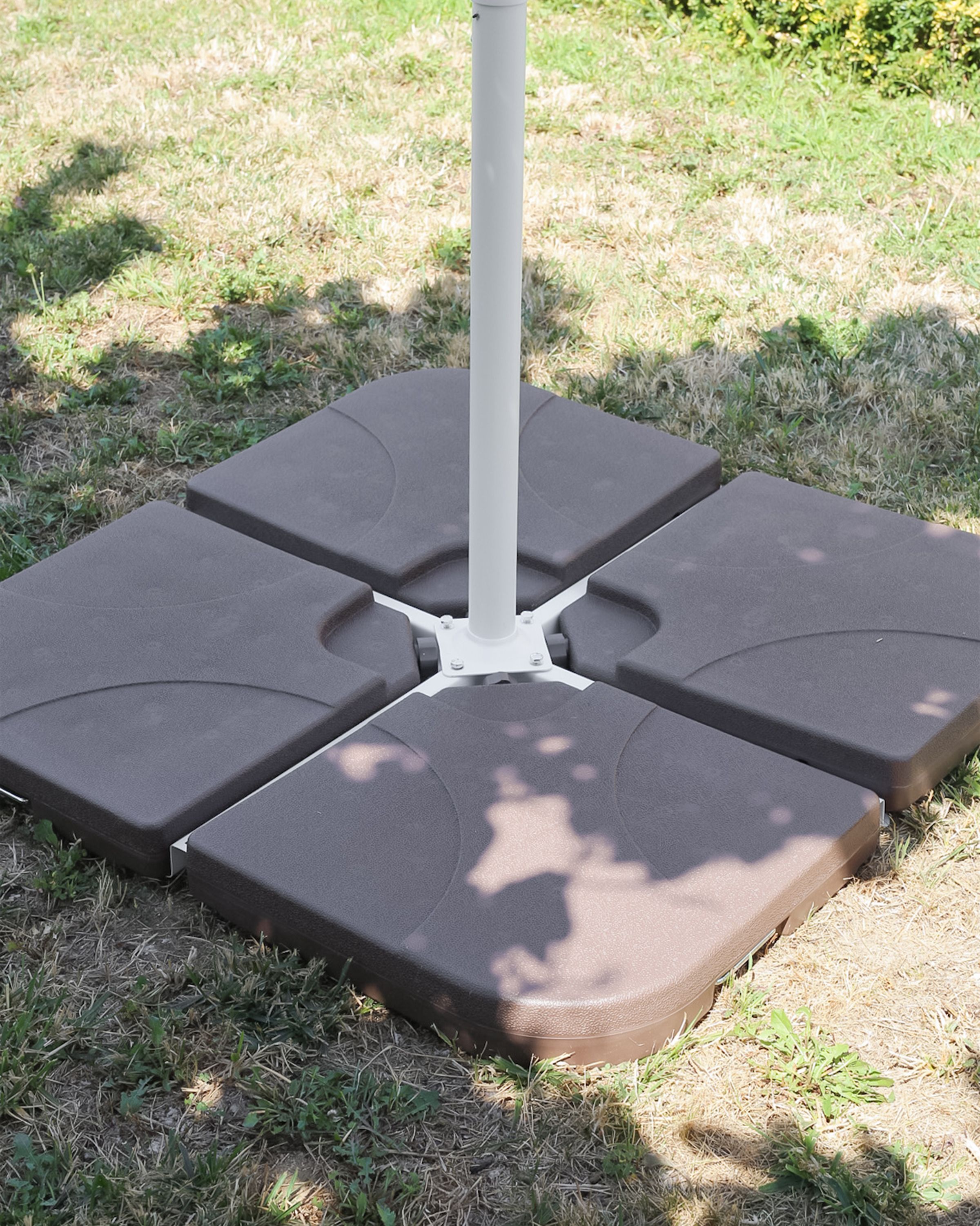Base para guarda-sol CARIA Taupe Quadrado 9 kg | Beliani.pt