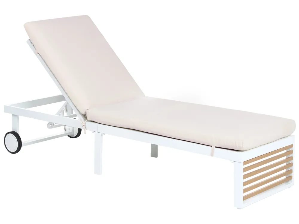 Sun Lounger with Cushion VERDELLO Reclining Metal Beige | Beliani.es