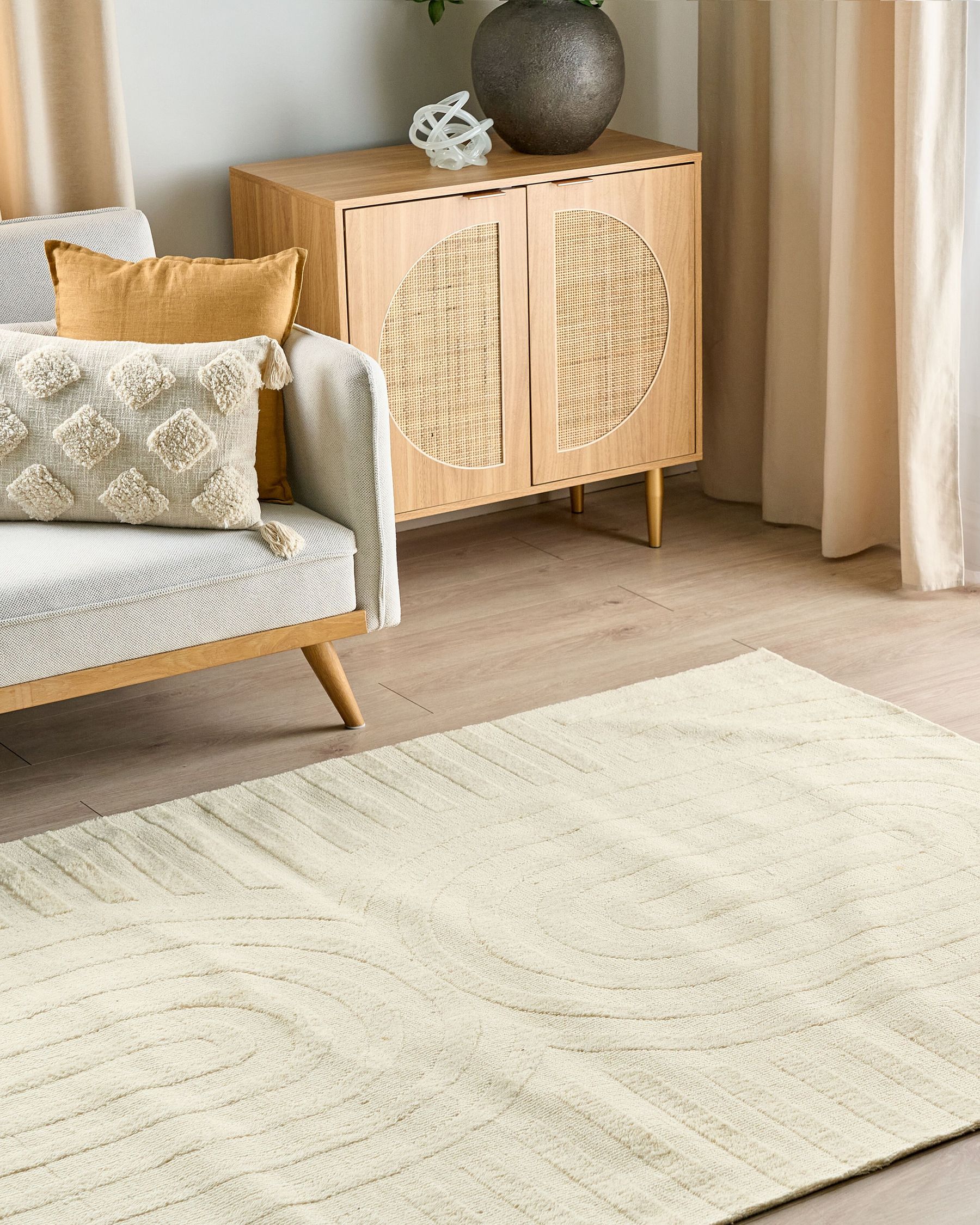 Wool Area Rug 200 x 300 cm Beige MASTUNG | Beliani.nl