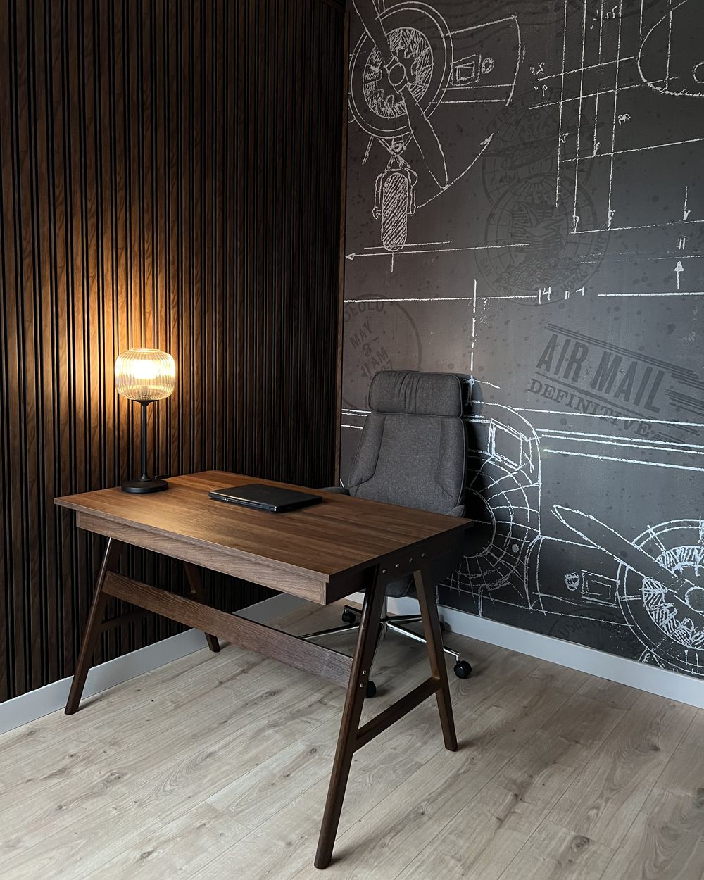 2 Drawer Home Office Desk 120 x 70 cm Dark Wood SHESLAY Beliani