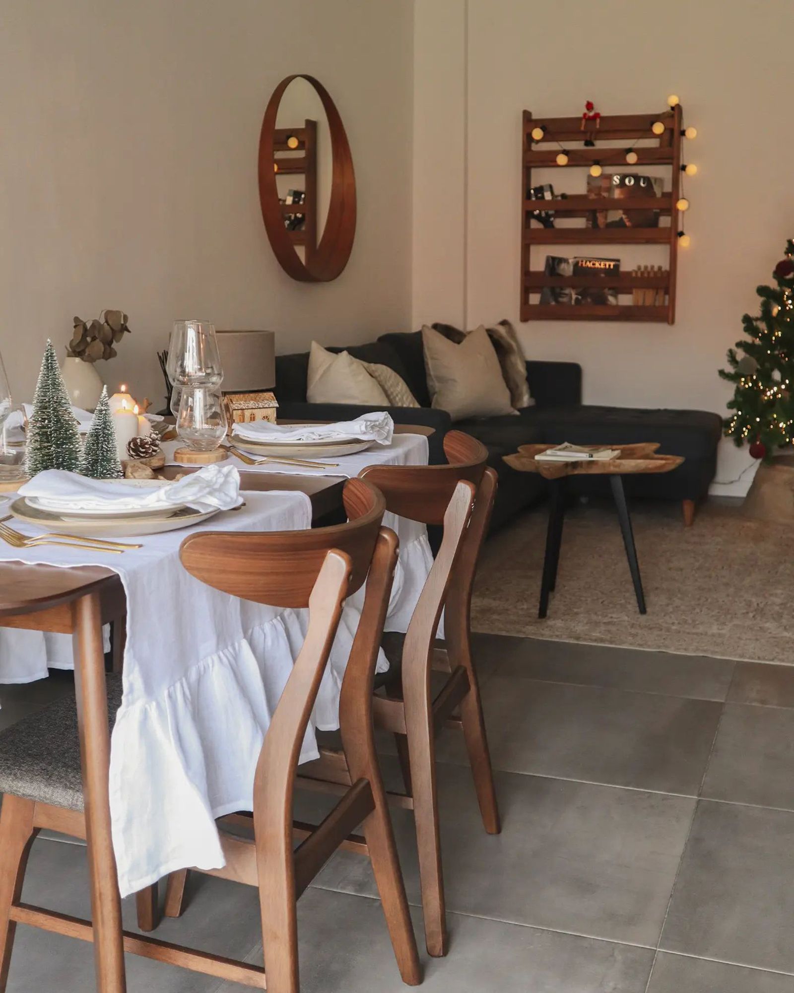 Set van 2 eetkamerstoelen LYNN Hout Donkergrijs | Beliani.nl