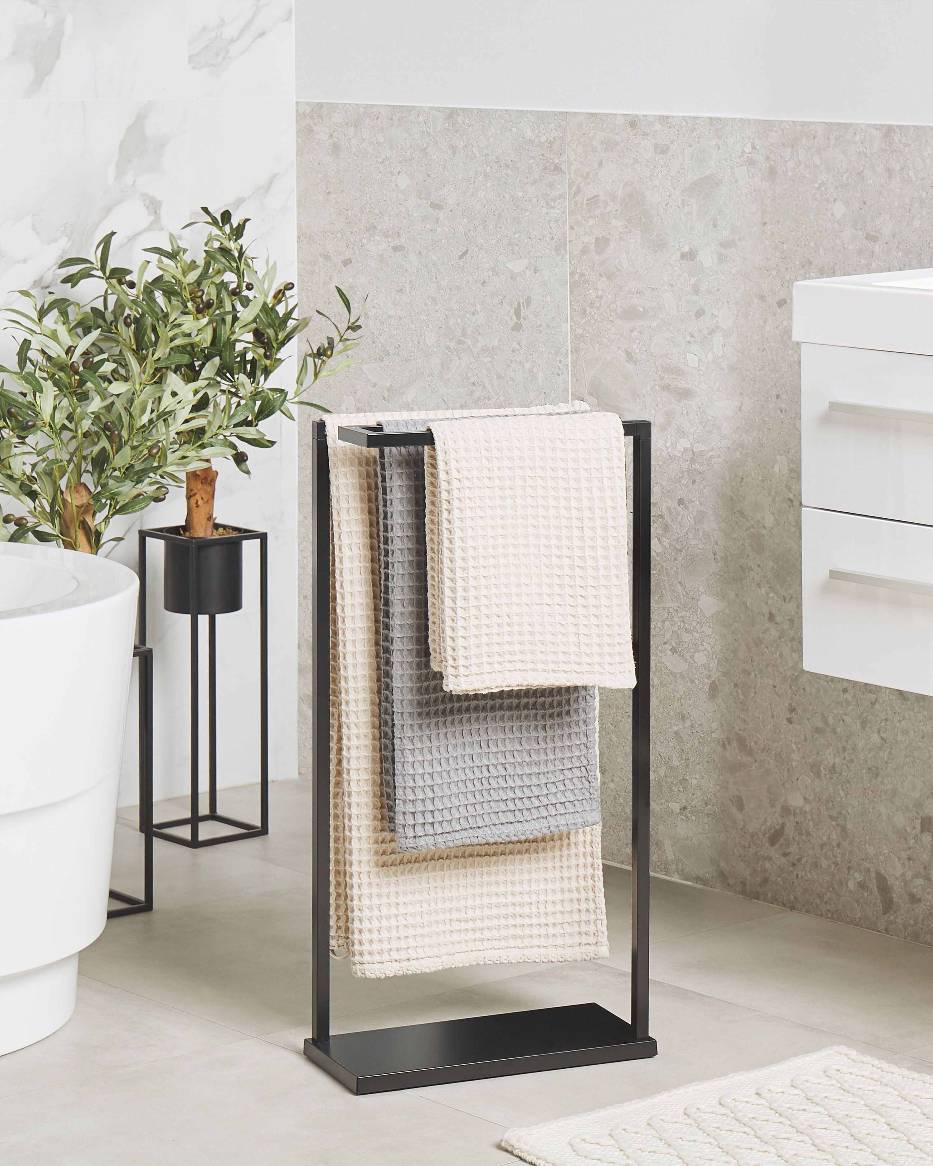 Pyyheteline musta 42 x 83 cm GRACITAS | Beliani.fi