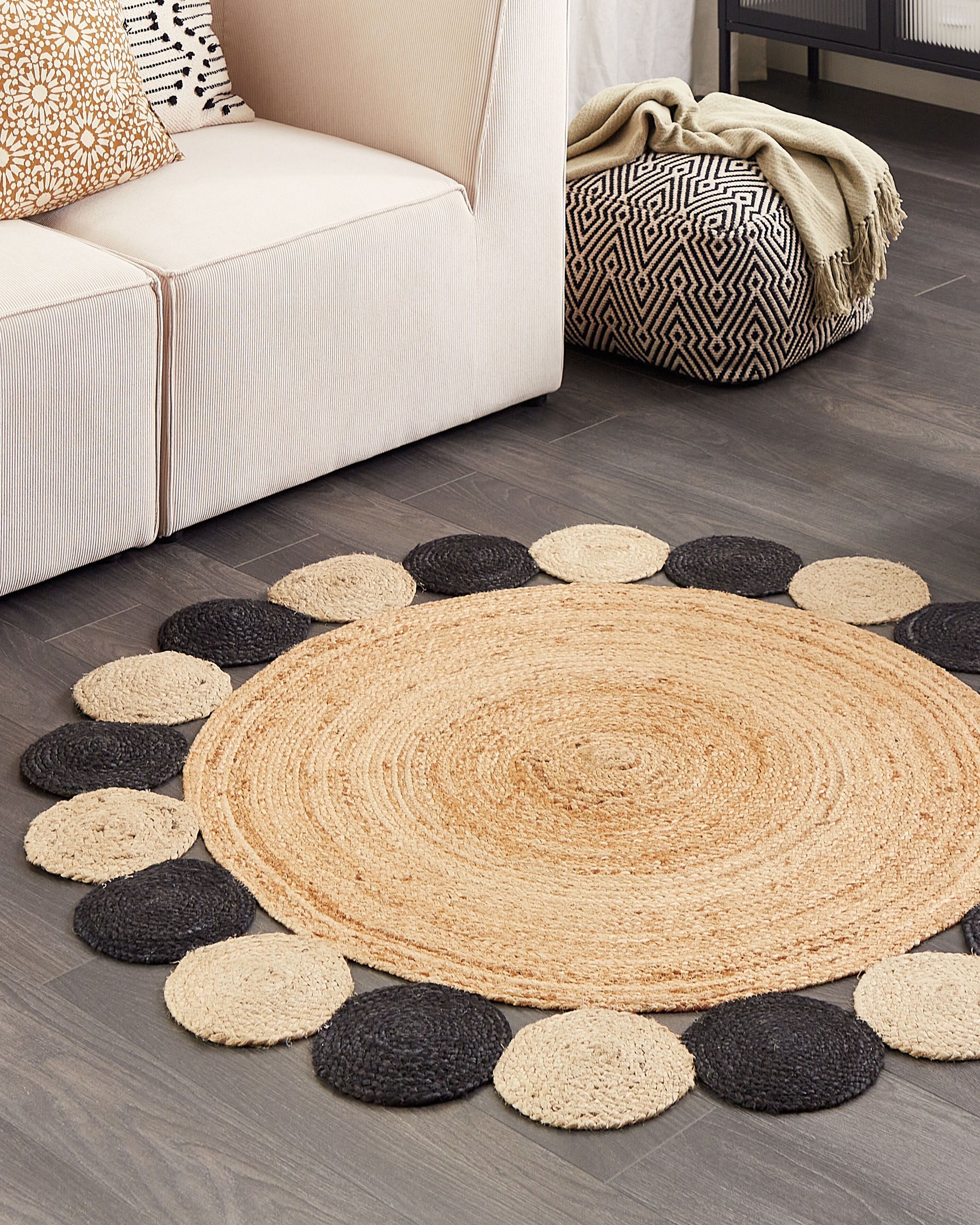Round Jute Area Rug ø 140 cm Black VOSTAN | Beliani.co.uk