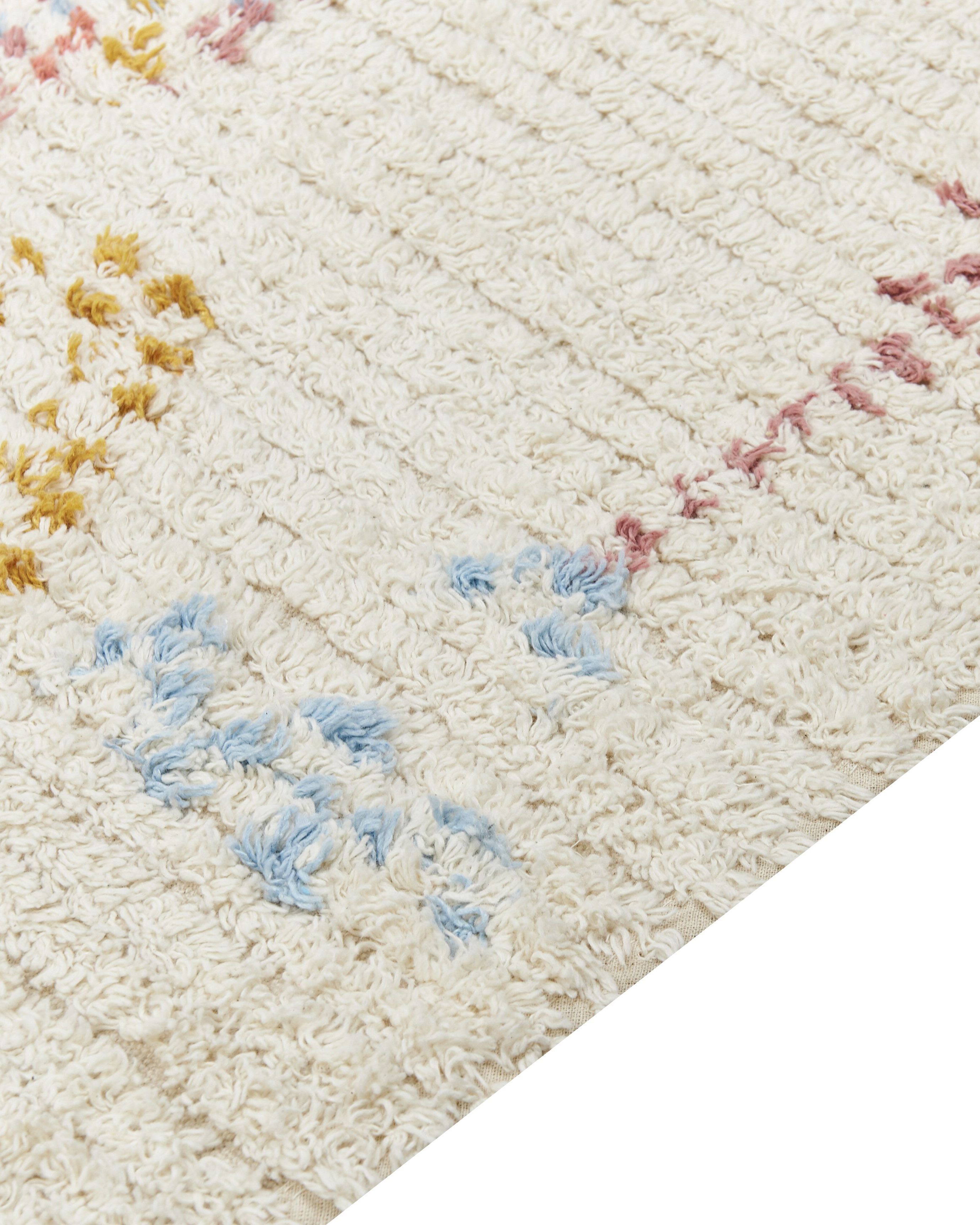 Cotton Area Rug 160 x 230 cm Beige BETTIAH | Beliani.co.uk