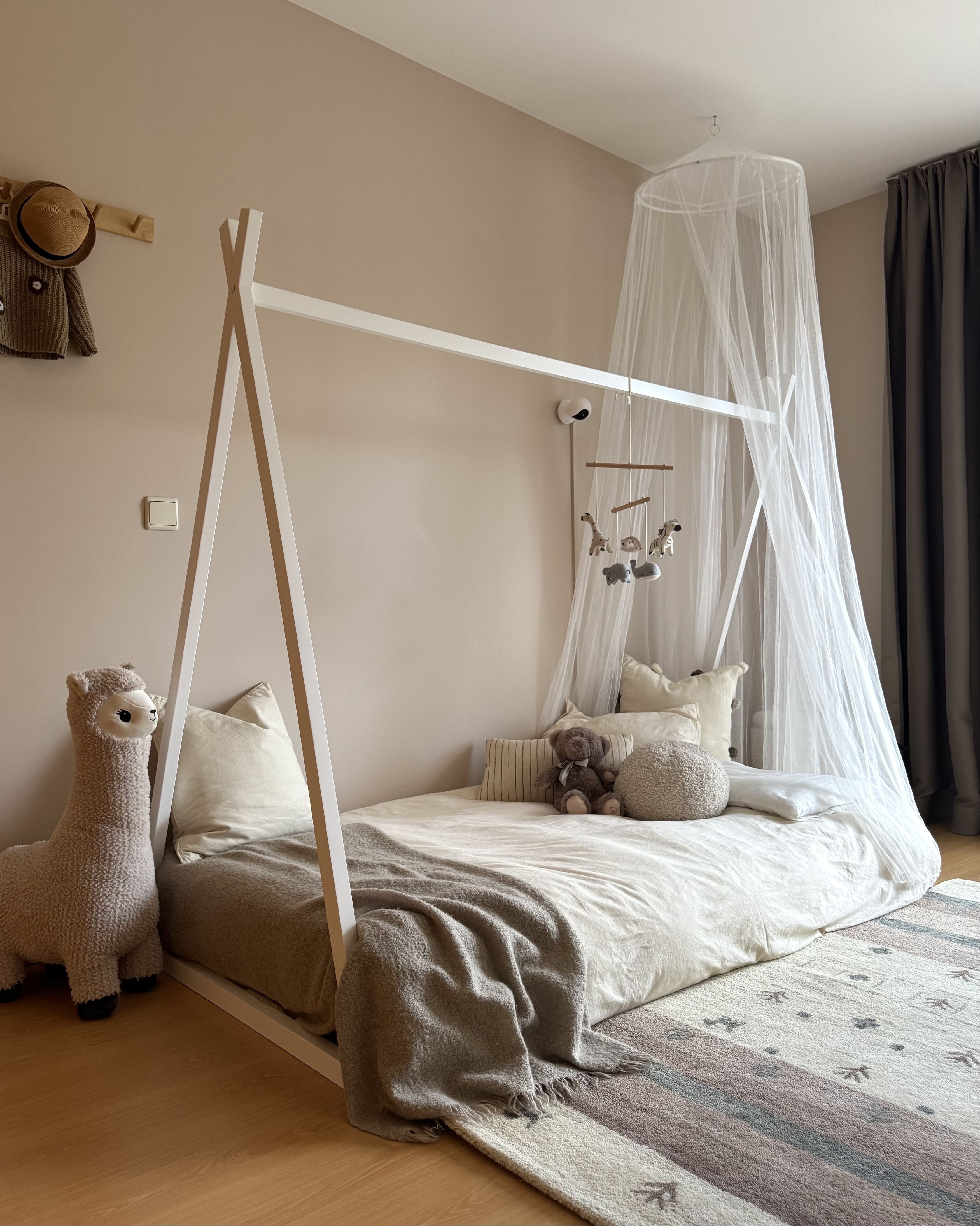 Cama infantil Tipi Madera de pino SAURAT 90 x 200 cm Blanco | Beliani.es