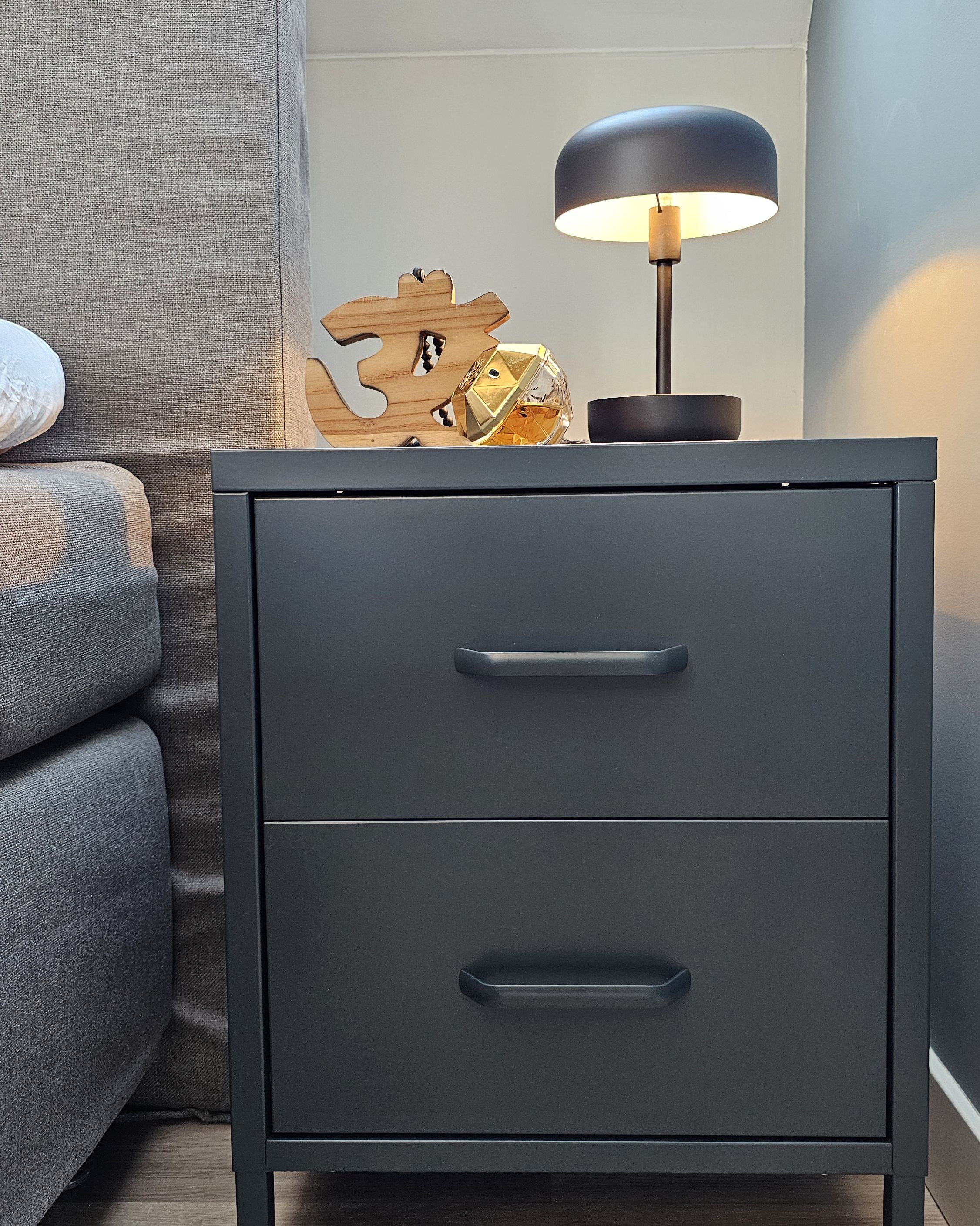 2 Drawer Bedside Table MALAVI Metal Graphite Grey | Beliani.co.uk