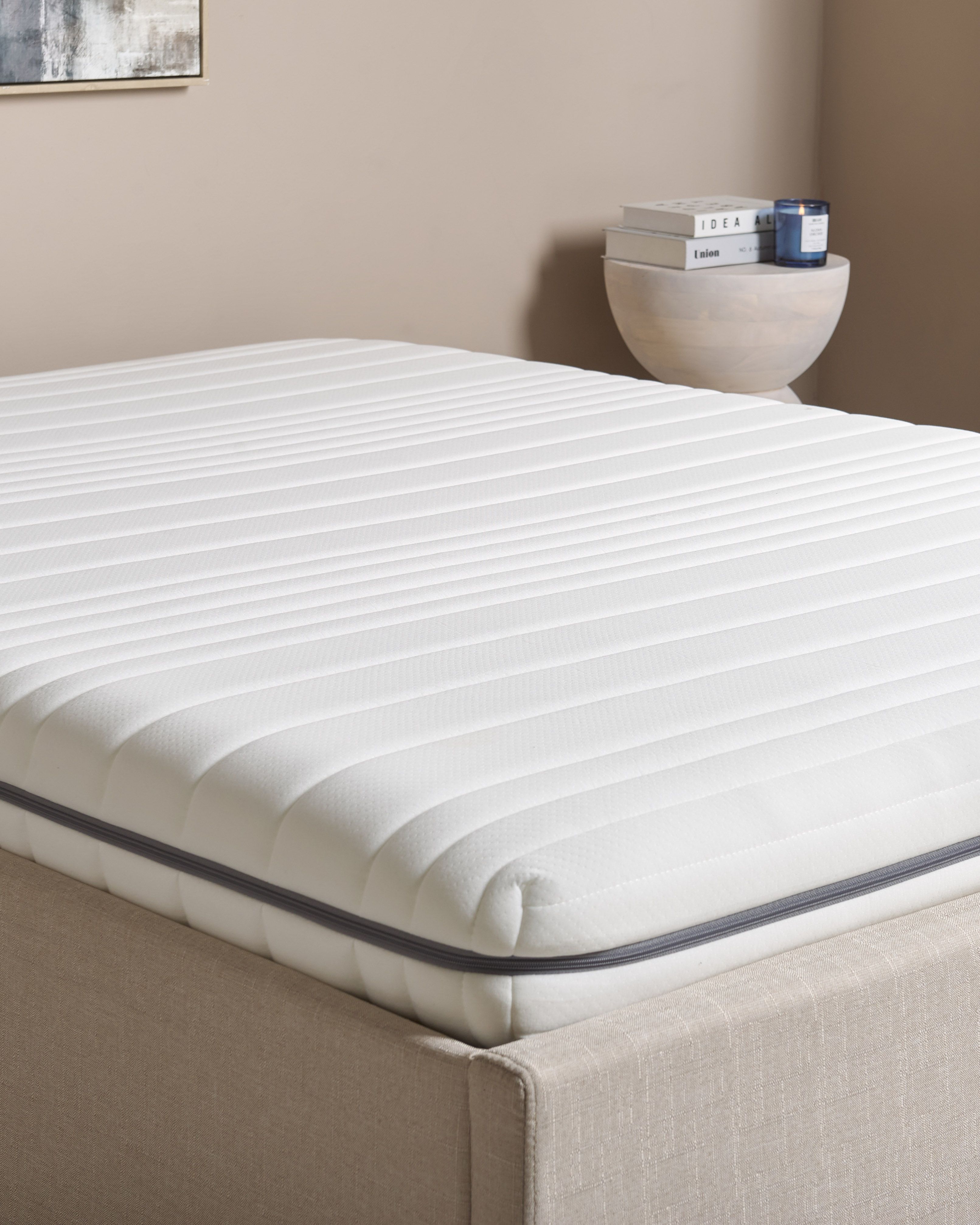 Foam Mattress ENCHANT Medium 140 x 200 cm (EU Double) | Beliani.co.uk