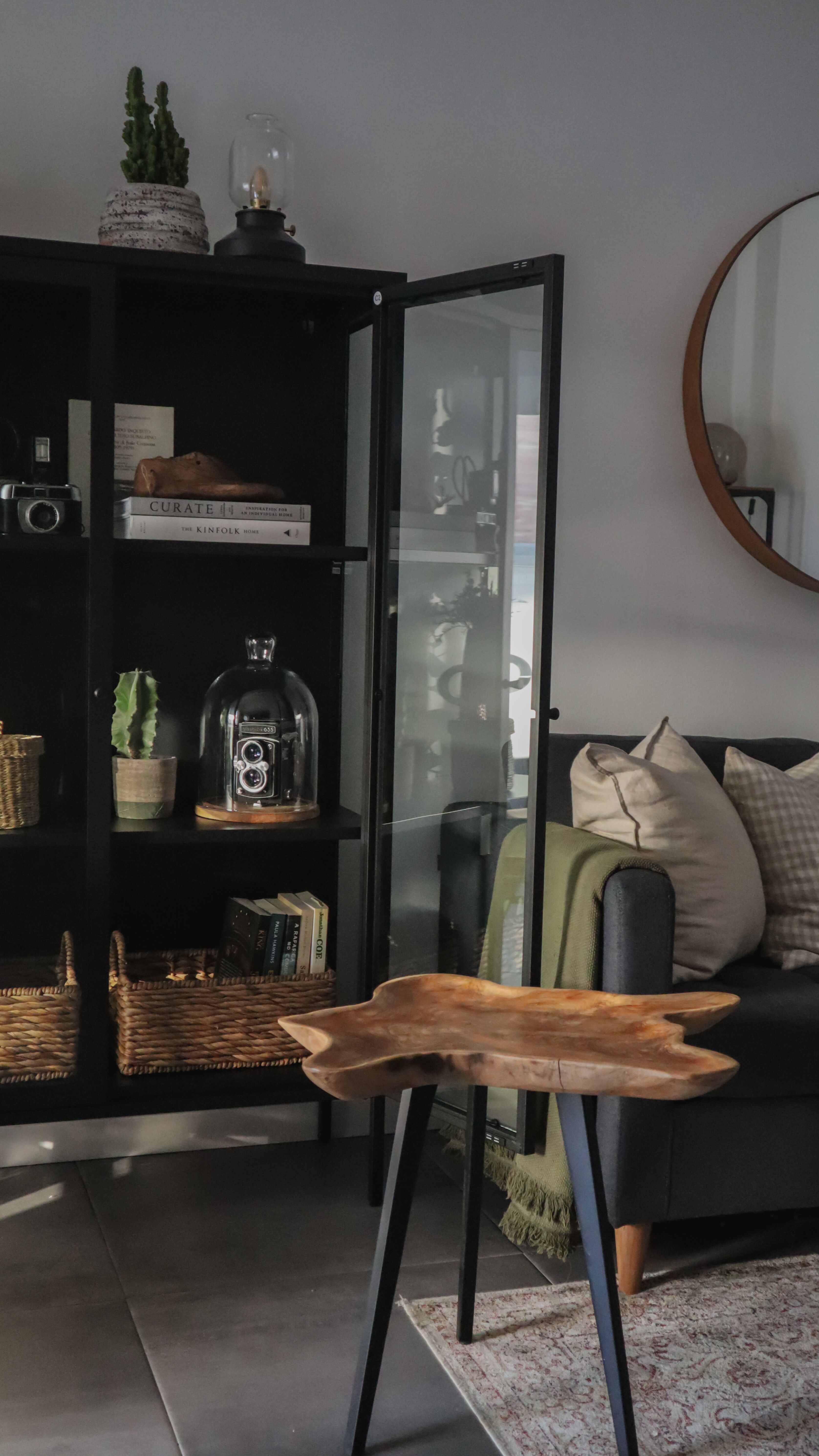 Mesa de apoio ELSA Madeira de teca Castanho | Beliani.pt