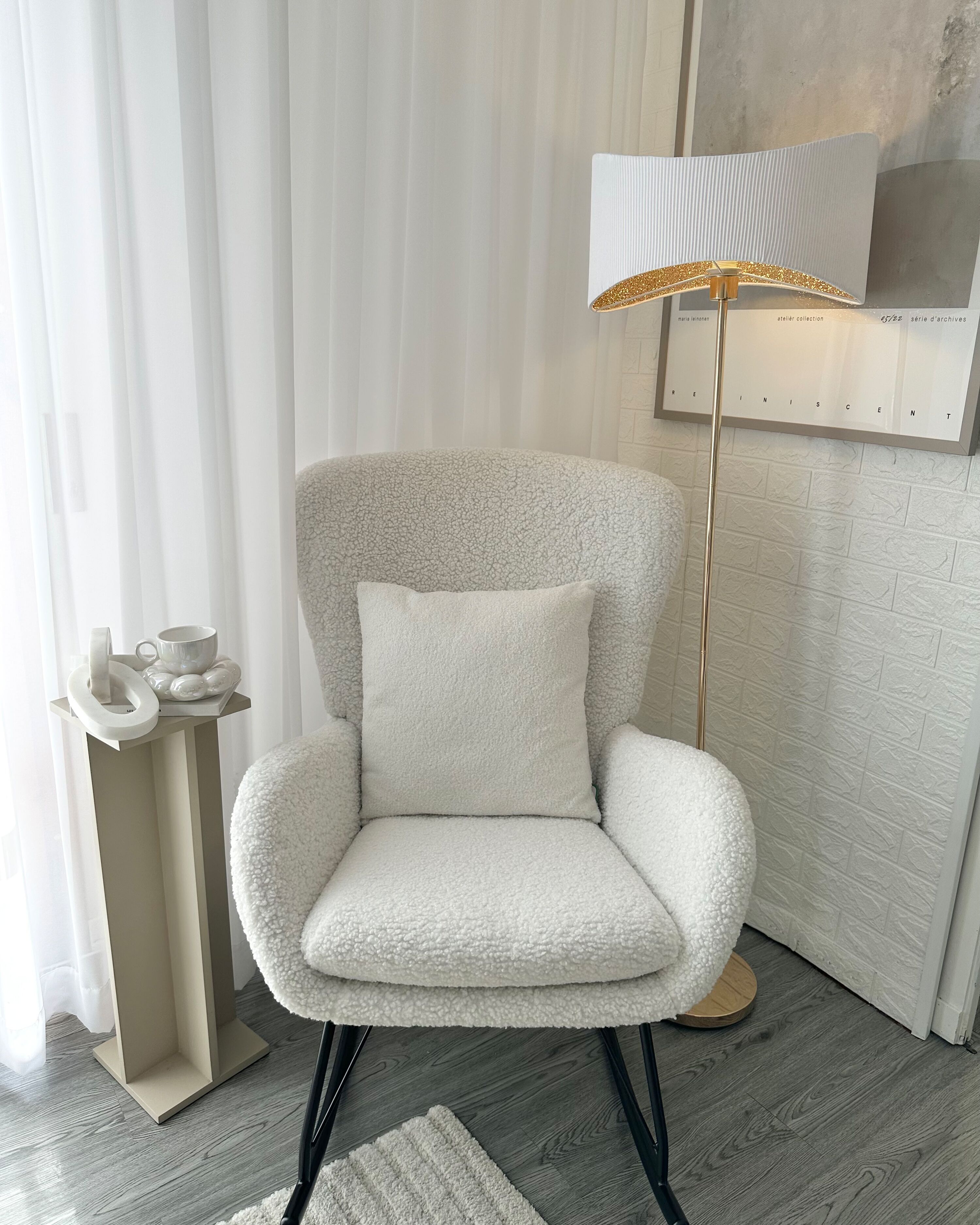 Gyngestol ANASET Bouclé Lys beige | Beliani.no