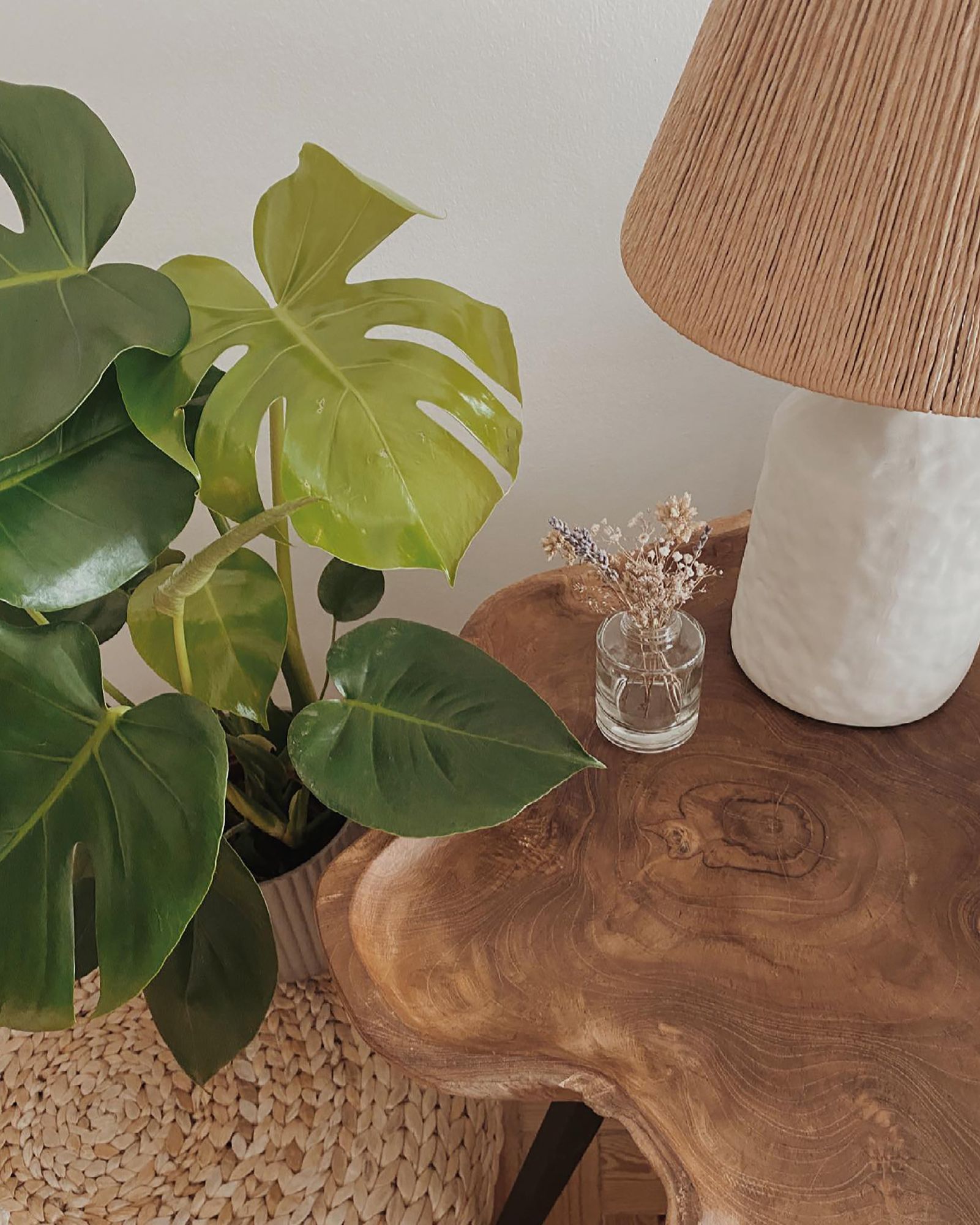 Mesa de apoio ELSA Madeira de teca Castanho | Beliani.pt