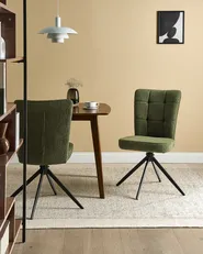 Esszimmerstuhl 2er Set drehbar RYAN Bouclé Grün | Beliani.ch