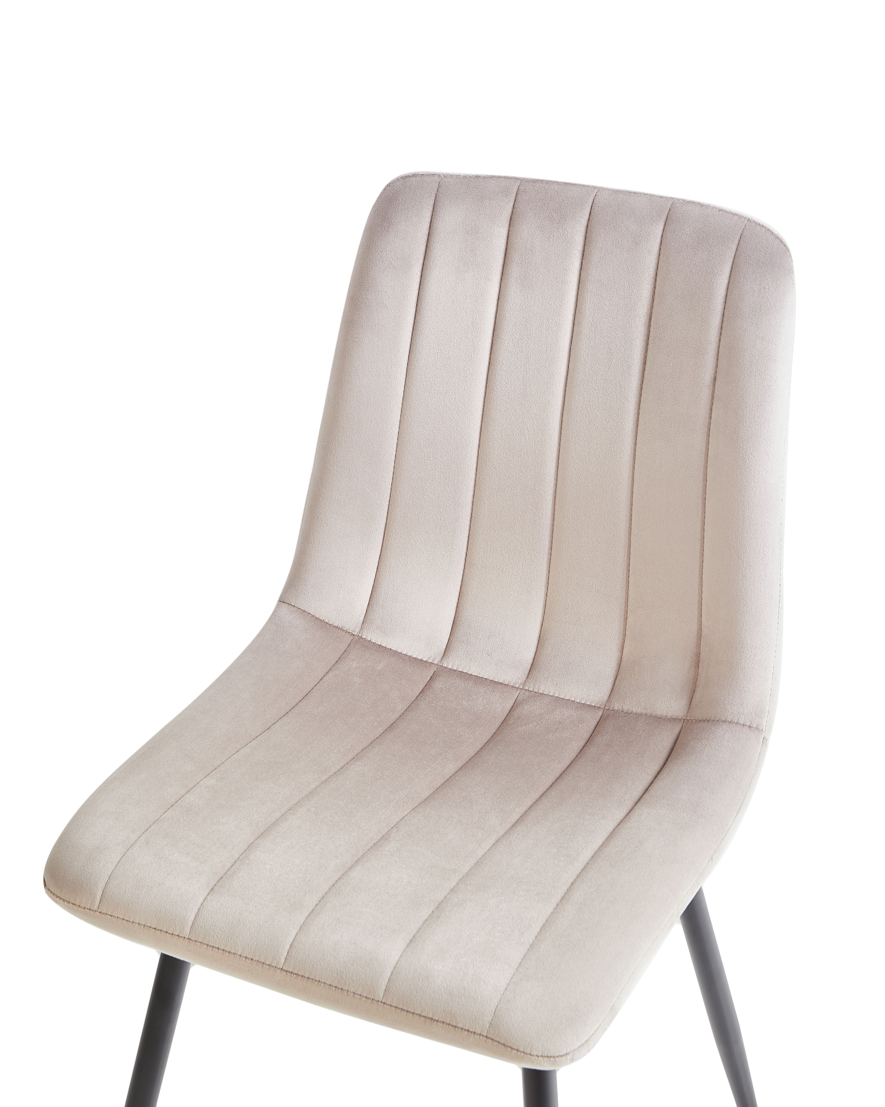 Set med 4 matstolar KALISPELL Sammet Beige | Beliani.se