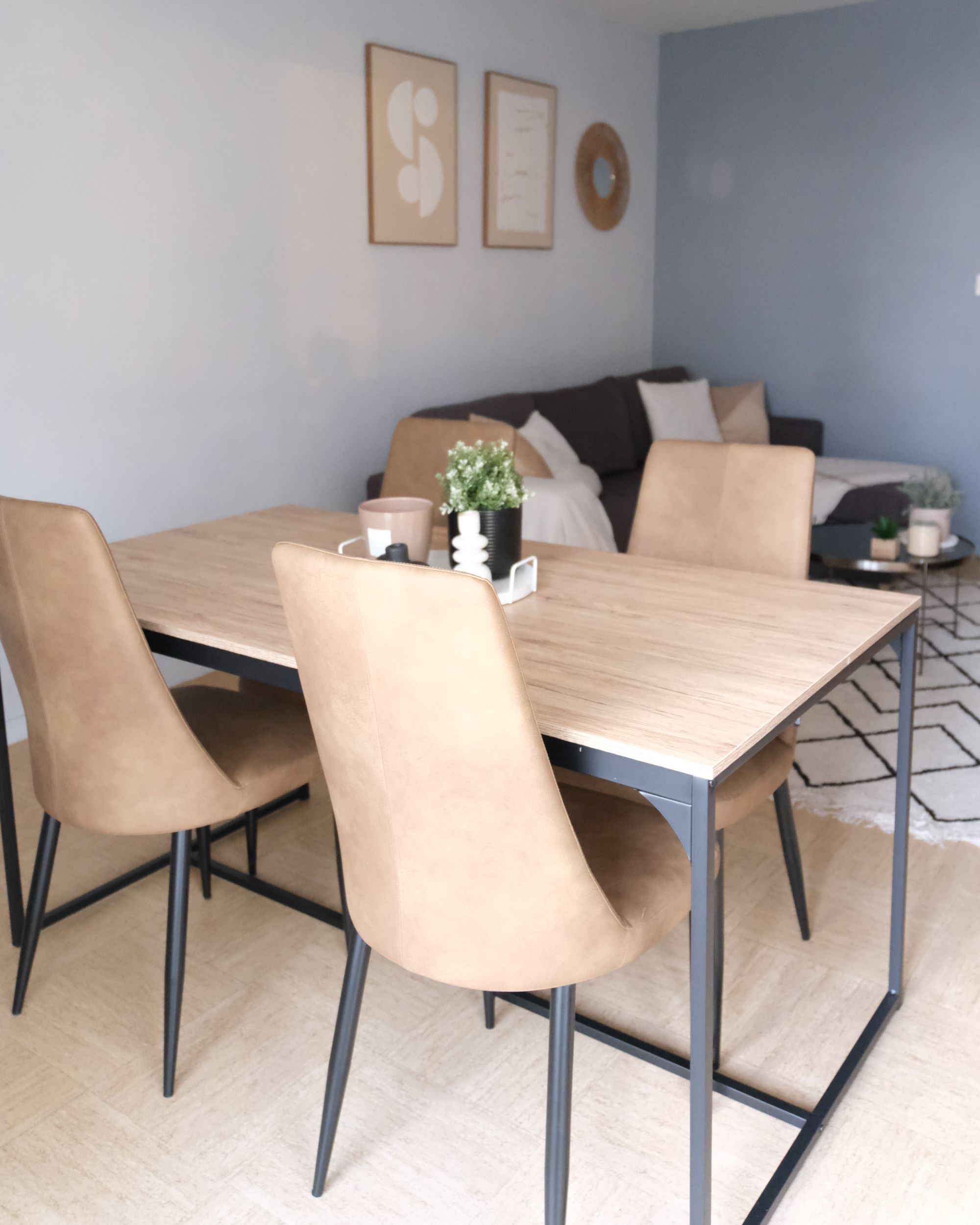 Set de 2 scaune dining CLAYTON Piele ecologică Maro auriu | Beliani.ro