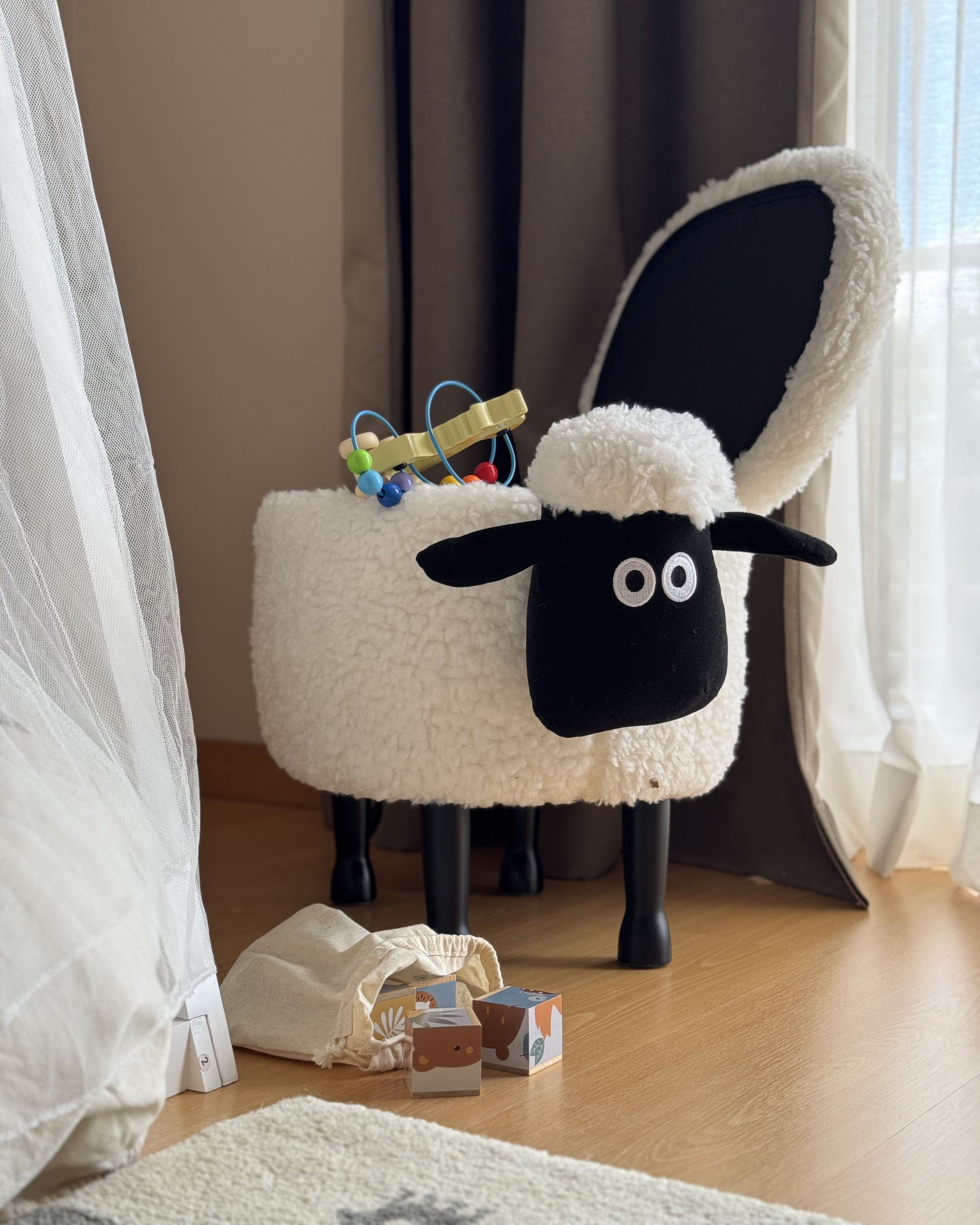 Storage Animal Stool SHEEP Fabric White | Beliani.co.uk