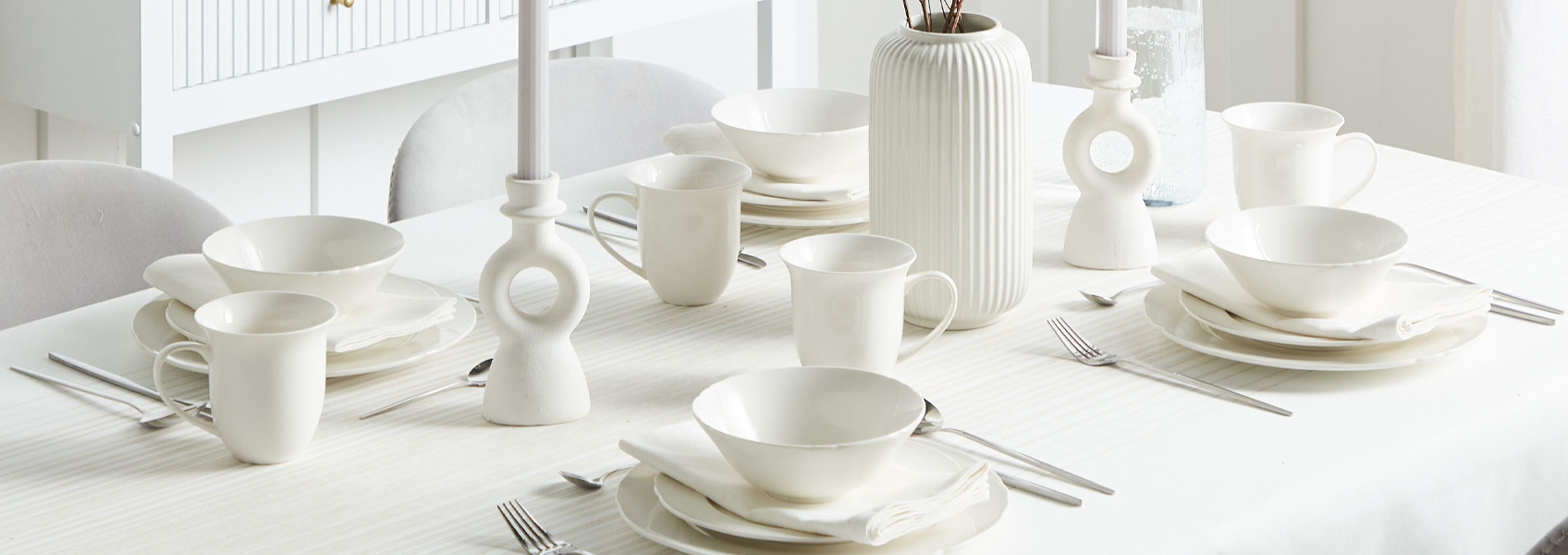 Setting the Table for Style: Dinnerware | Beliani.co.uk